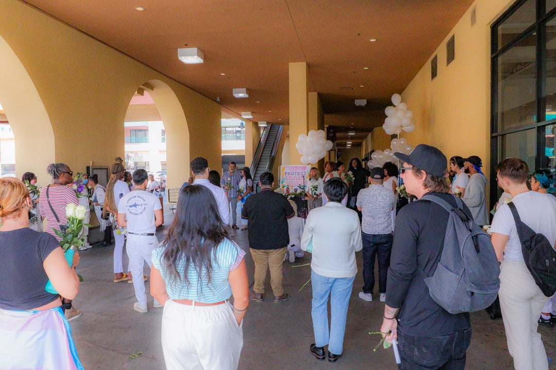 DeVonnie Johnson Mourned at Community Vigil in Los Angeles - Los ...