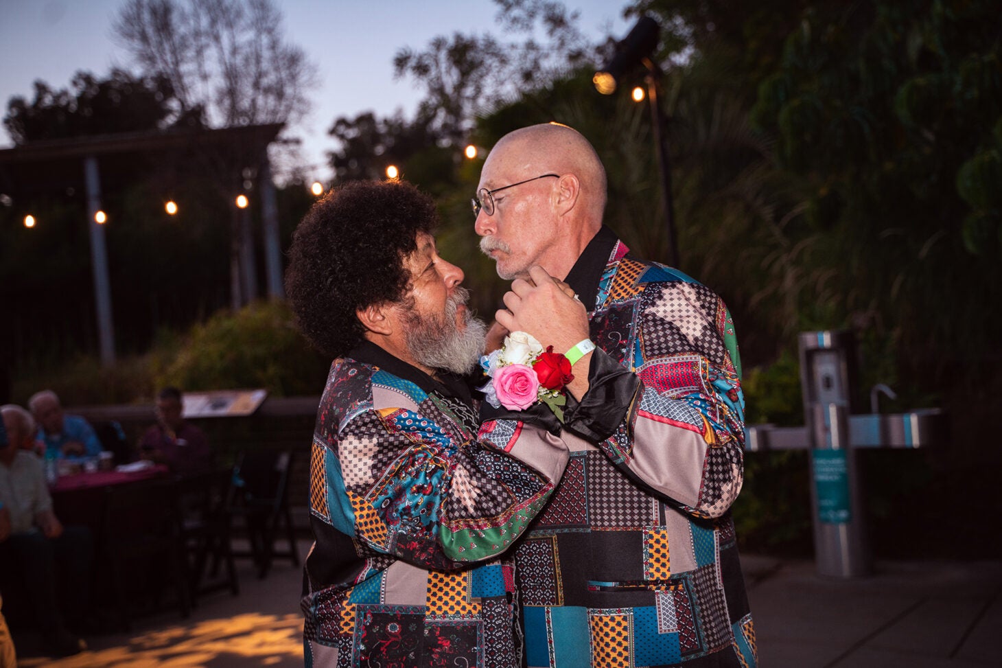 Senior Prom Parties Under the Night Stars at L.A. Zoo - Los Angeles ...