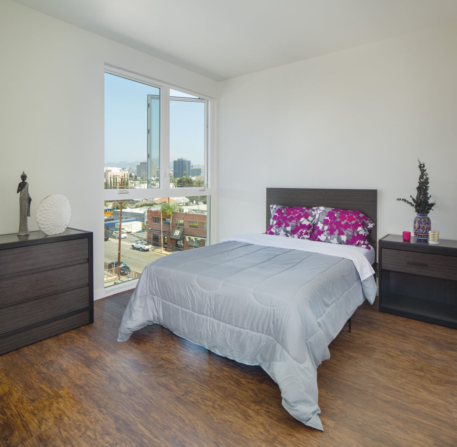 Housing - Los Angeles LGBT Center